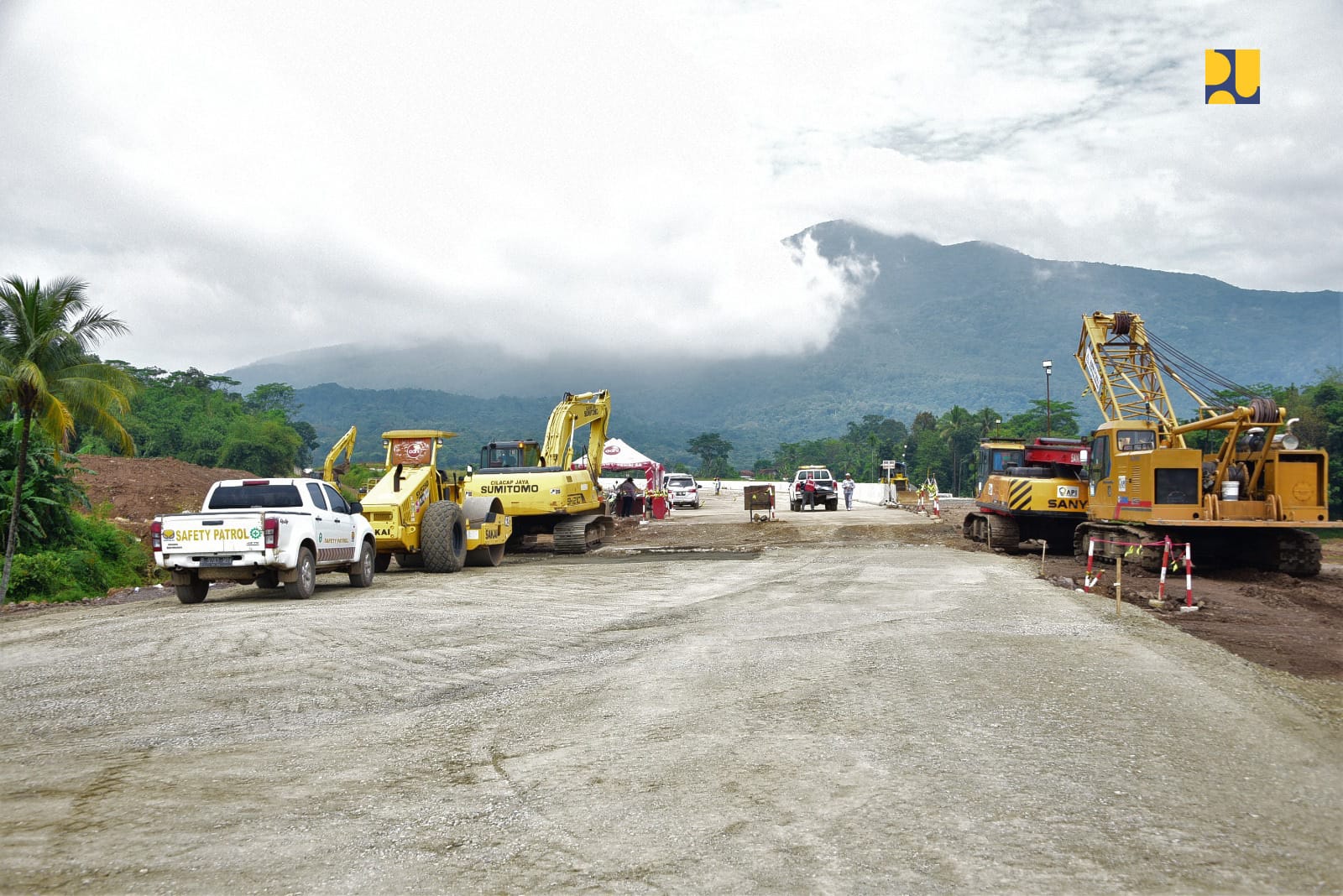 Dukung Kesiapan Mudik Lebaran, Menteri Basuki Tinjau Jalan Tol ...